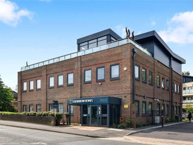 Apartment at Pinner Road, Greater London