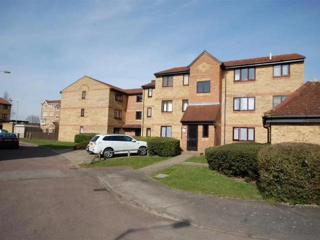Apartment at Pioneer Way, Watford