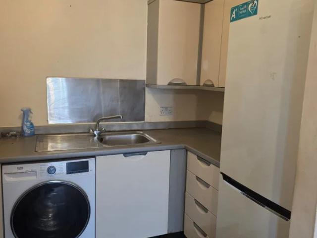 Apartment at Piper Way, Greater London