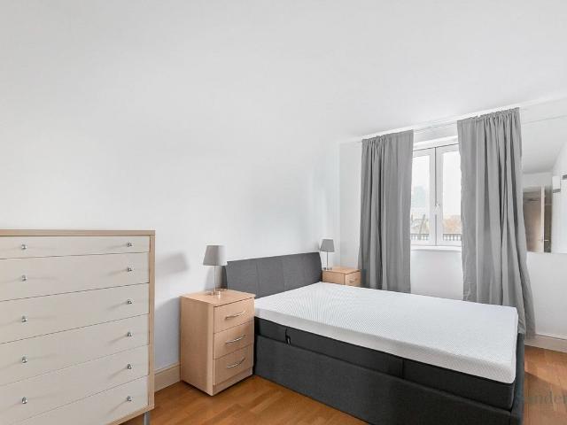 Apartment at Plumbers Row, Greater London
