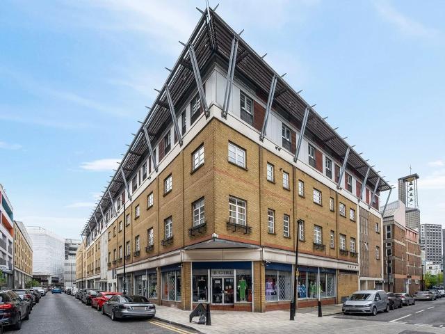 Apartment at Plumbers Row, Greater London