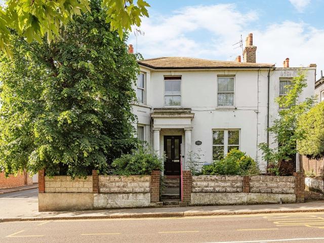 Apartment at Plumstead Common Road, Greater London