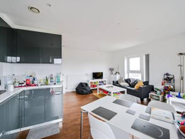 Apartment at Plumstead Road, Greater London