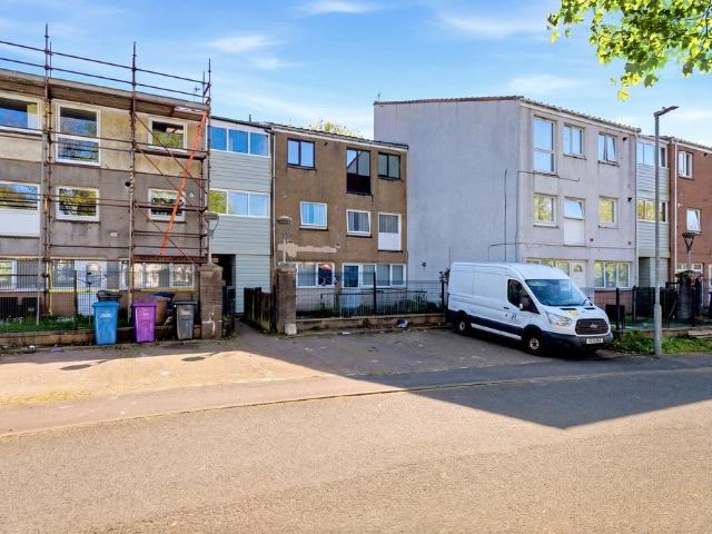 Apartment at Pladda Avenue, Dreghorn