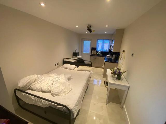 Apartment at Pleasant Way, Greater London