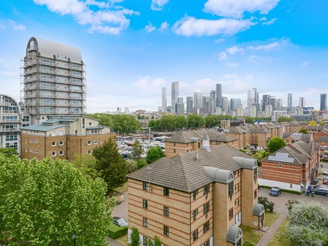 Apartment at Plough Way, Greater London