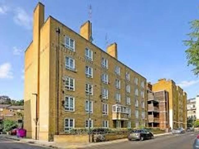 Apartment at Prusom Street, Greater London