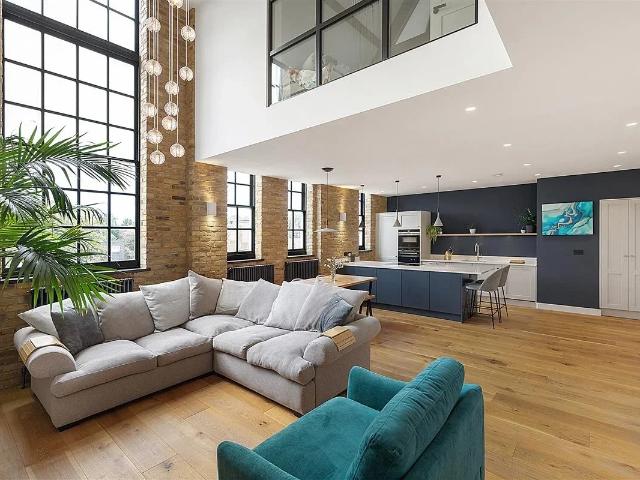 Apartment at Prague Place, Greater London