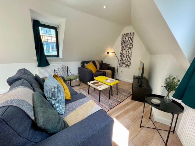 Apartment at Praed Street, City of Westminster
