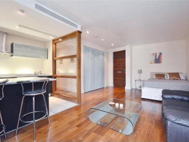 Apartment at Praed Street, City of Westminster