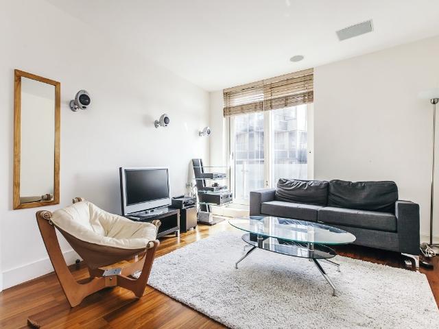 Apartment at Praed Street, City of Westminster