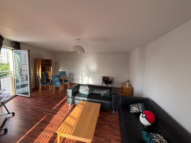 Apartment at Premiere Place, Greater London