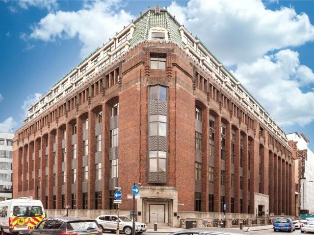 Apartment at Prescot Street, Greater London