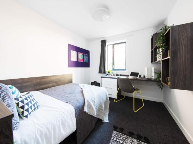 Apartment at Prescot Street, Liverpool
