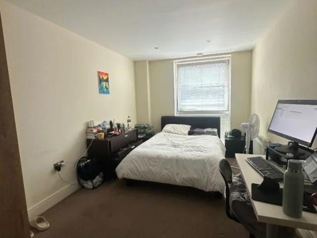 Apartment at Prestons Road, Greater London