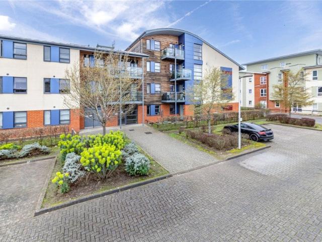 Apartment at Pretoria Road, Borough of Runnymede