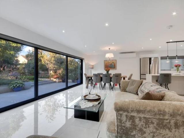 Apartment at Priest's Lane, Brentwood