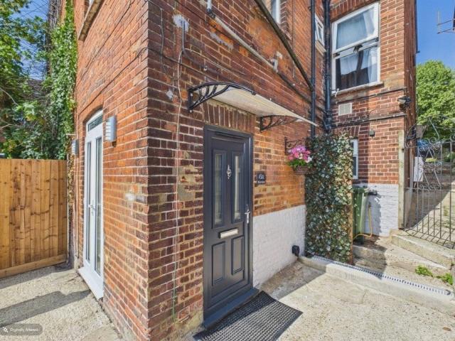 Apartment at Priory Avenue, High Wycombe