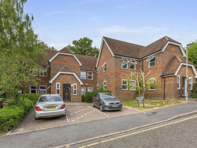 Apartment at Priory Road, High Wycombe