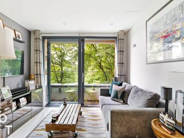 Apartment at Prince of Wales Road, Greater London