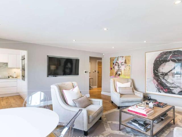 Apartment at Prince of Wales Terrace, Greater London