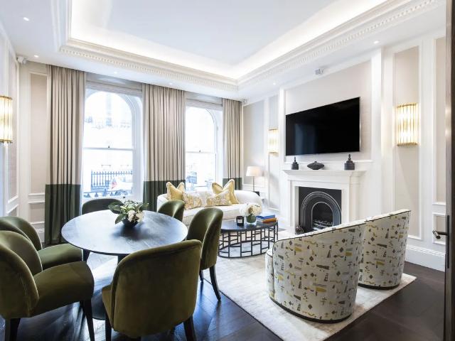 Apartment at Prince of Wales Terrace, Greater London