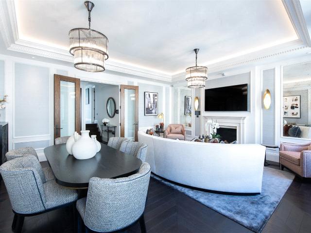 Apartment at Prince of Wales Terrace, Greater London