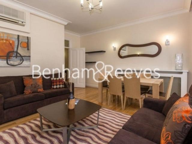 Apartment at Prince of Wales Terrace, Greater London