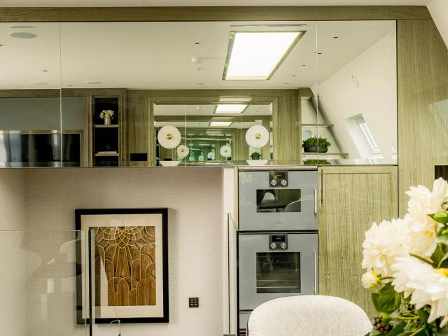 Apartment at Prince of Wales Terrace, Greater London