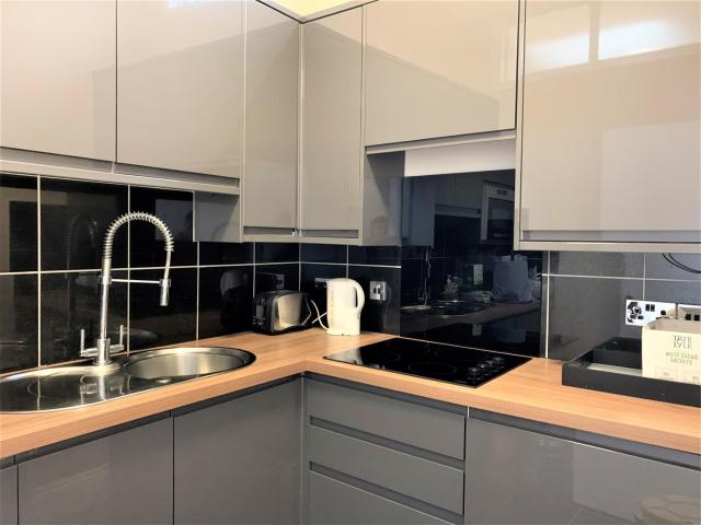 Apartment at Prince Albert Street, Brighton