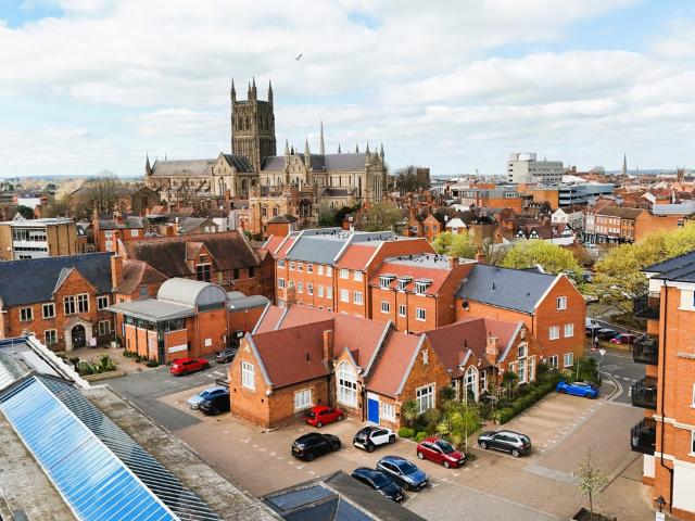 Apartment at Princes Drive, Worcester