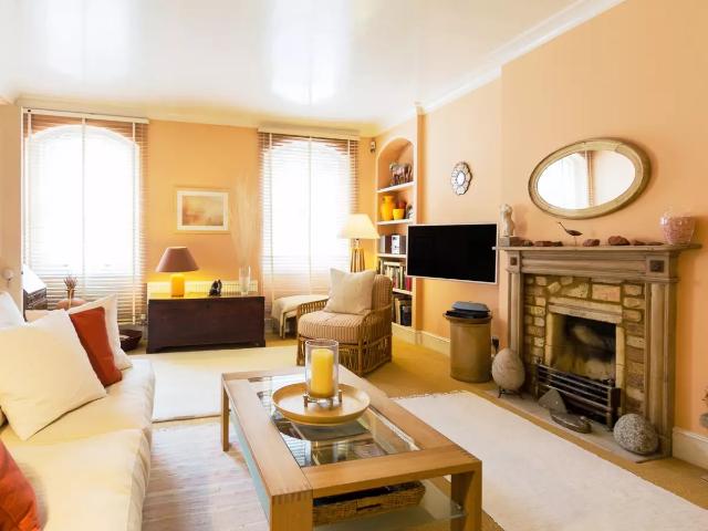 Apartment at Prince's Gardens, City of Westminster