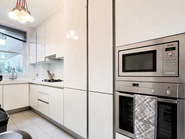 Apartment at Princes Gate, City of Westminster
