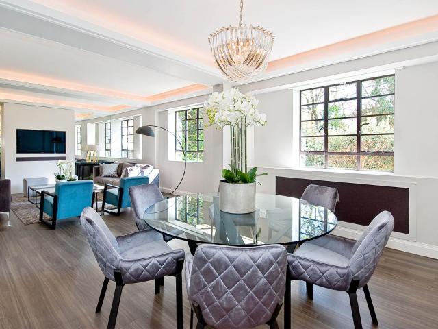 Apartment at Princes Gate, City of Westminster