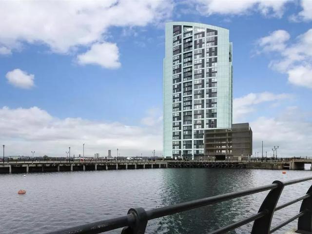 Apartment at Princes Parade, Liverpool