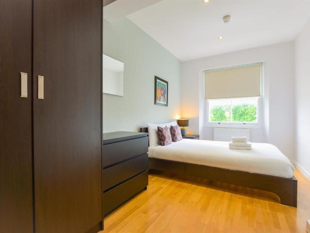 Apartment at Prince's Square, City of Westminster