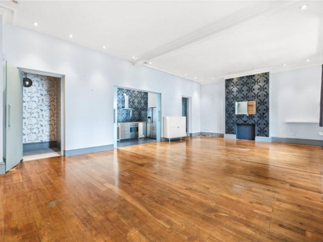 Apartment at Princes Street, Brighton