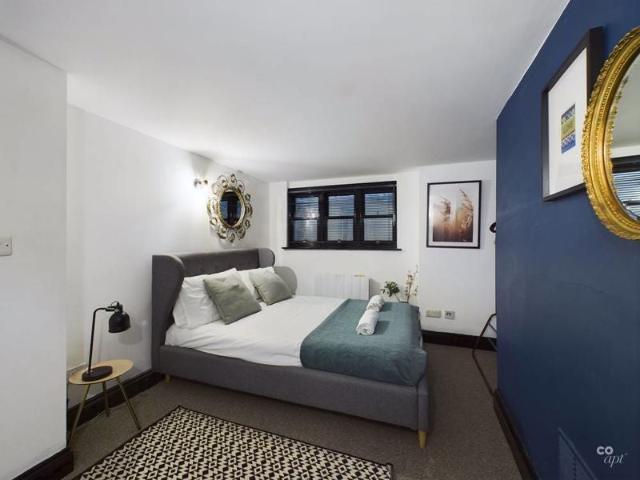 Apartment at Princes Street, Brighton