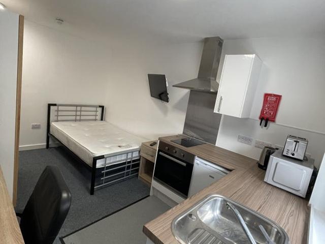 Room at Princess Road West, Leicester