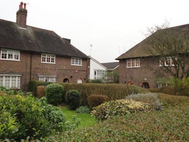 Apartment at Prospect Place, Greater London