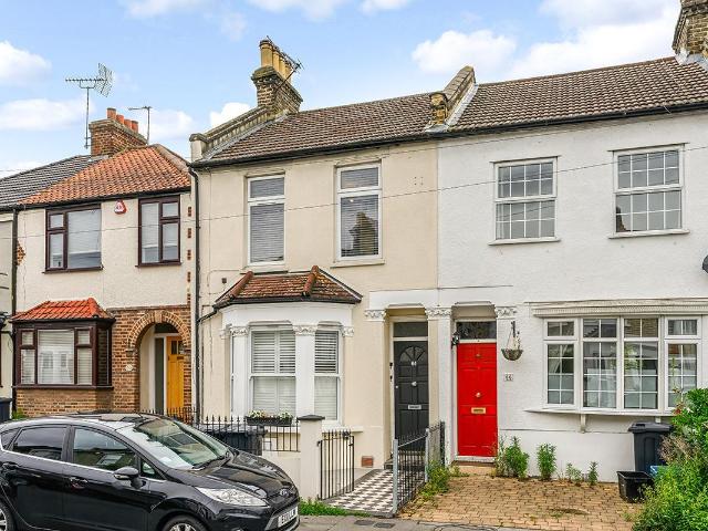 Apartment at Prospect Road, Greater London