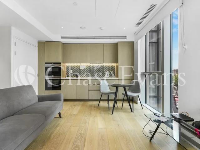 Apartment at Provost Street, Greater London