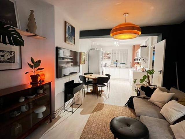 Apartment at Provence Street, Greater London