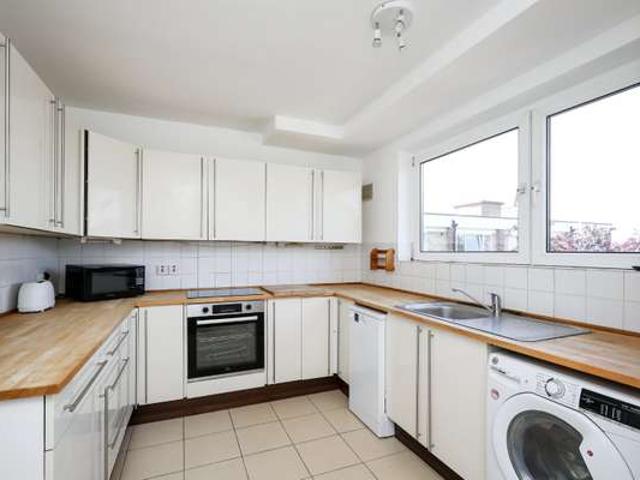 Apartment at Putney Hill, Greater London