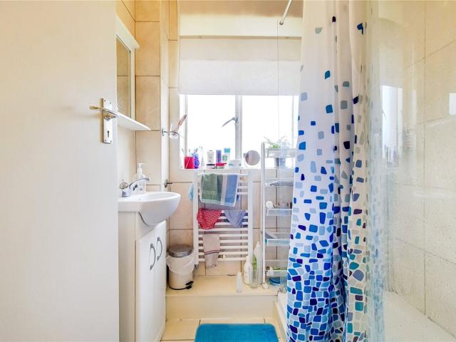 Apartment at Putney Hill, Greater London