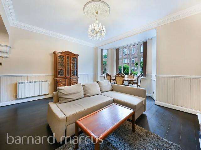 Apartment at Putney Hill, Greater London