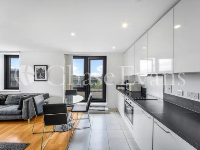 Apartment at Putney Hill, Greater London