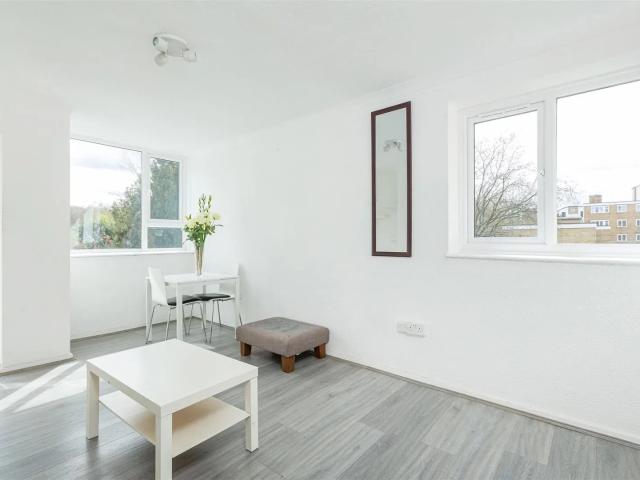 Apartment at Pullman Gardens, Greater London