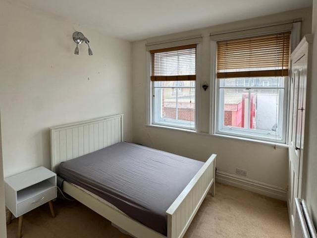 Apartment at Pulton Place, Greater London