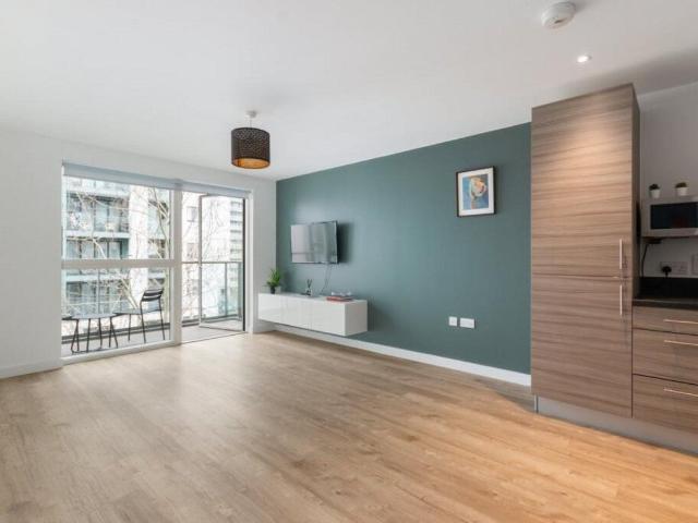 Apartment at Pump House Crescent, Greater London